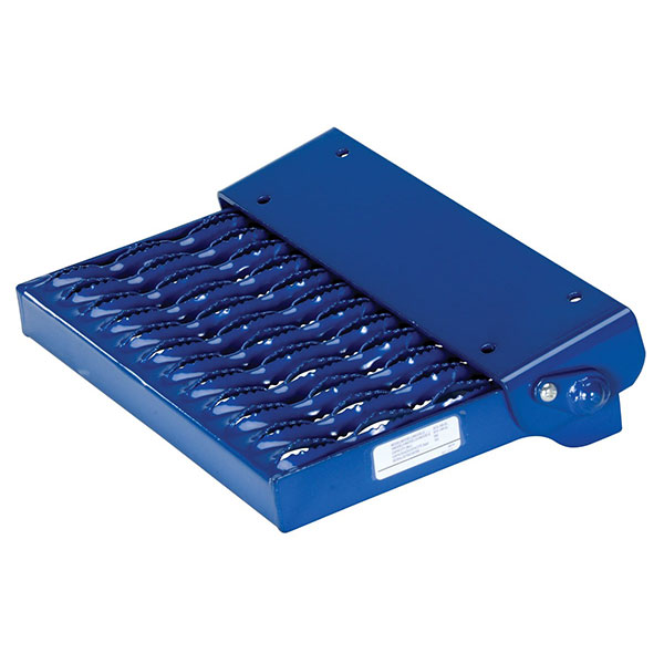 Serrated Steel Fold-Up Steps|Parallel Industrial